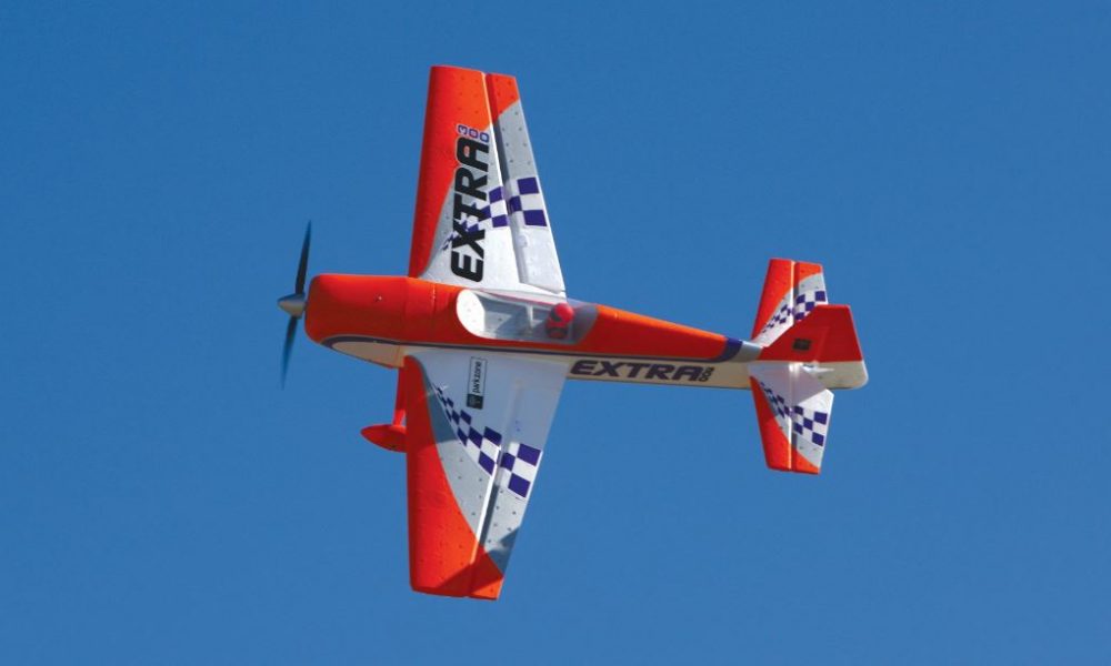 How to Fly the Knife-Edge Pass — Smooth and Precise! – Model Airplane News