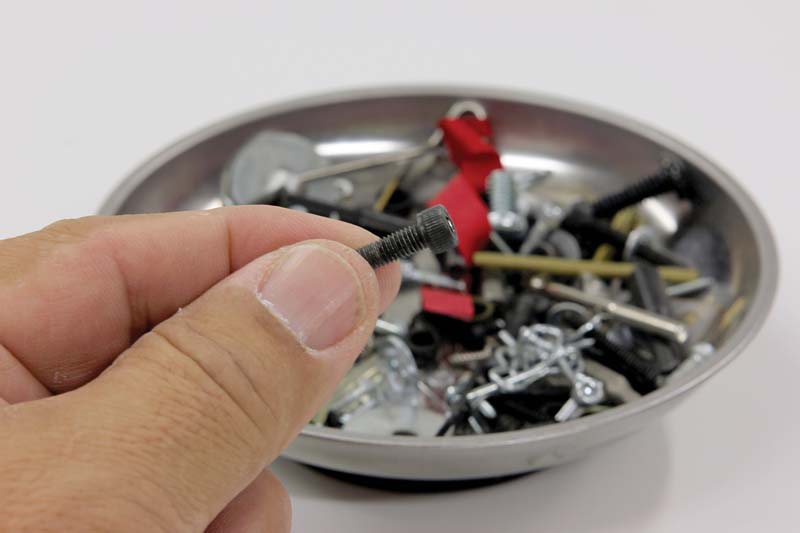 Parts Catcher – Model Airplane News